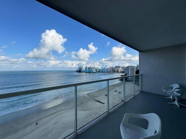 Apartamento com 5 quartos, 220 m²
