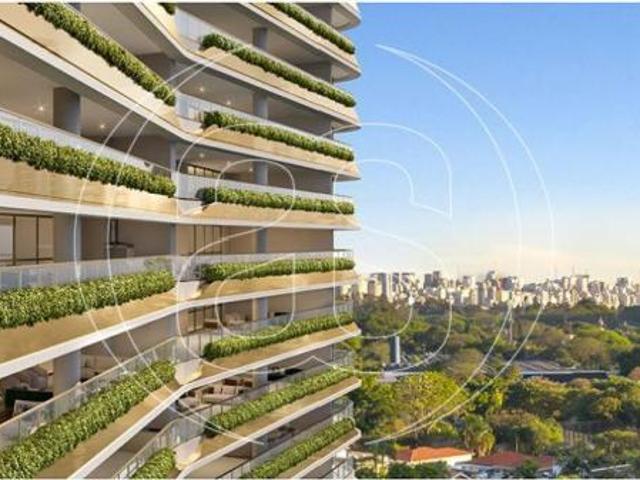 APARTAMENTO COM 5 SUÍTES E 5 VAGAS EM MOEMA