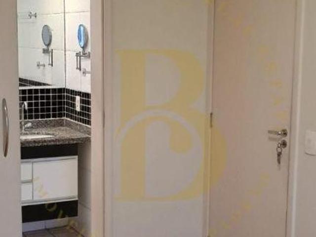 Apartamento com 60 m², 2 quartos sendo 1 suíte à venda no bairro Barra Funda