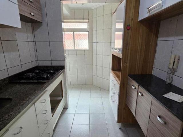 Apartamento com 60 m² e 2 quartos à venda em Cidade Ademar