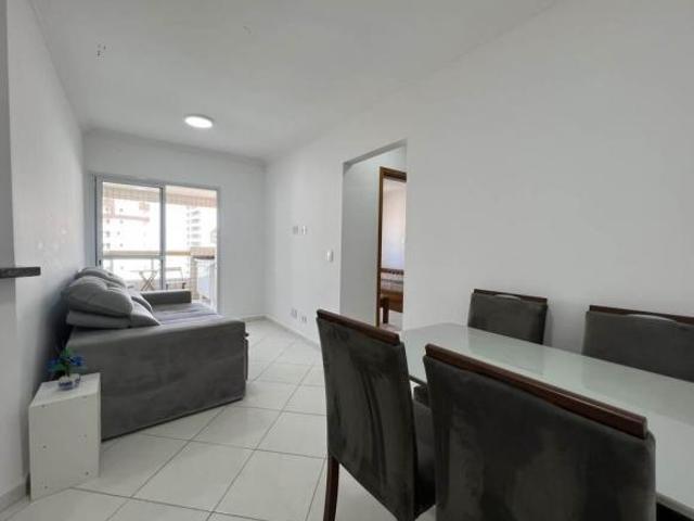 Apartamento com 60m² de área útil 100m² de área total, a apenas 300 metros da praia. Será entregue