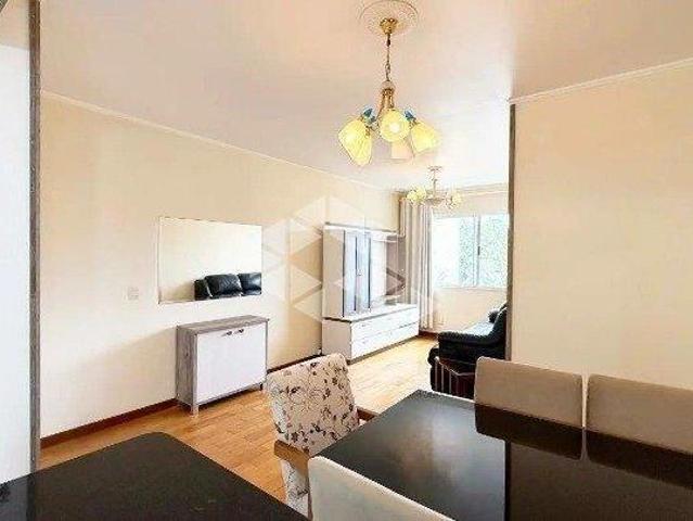 Apartamento com 60m² e 3 dormitórios no bairro Vila Ipiranga em Porto Alegre