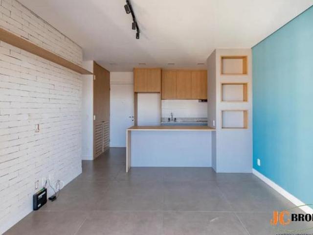 Apartamento com 62 m², 2 Dormitórios, sendo 1 suíte, Sala com varanda integrada, 1 Vaga