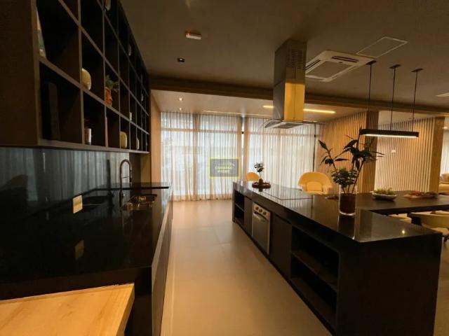 Apartamento com 62, metros de área útil com 2 dormitórios