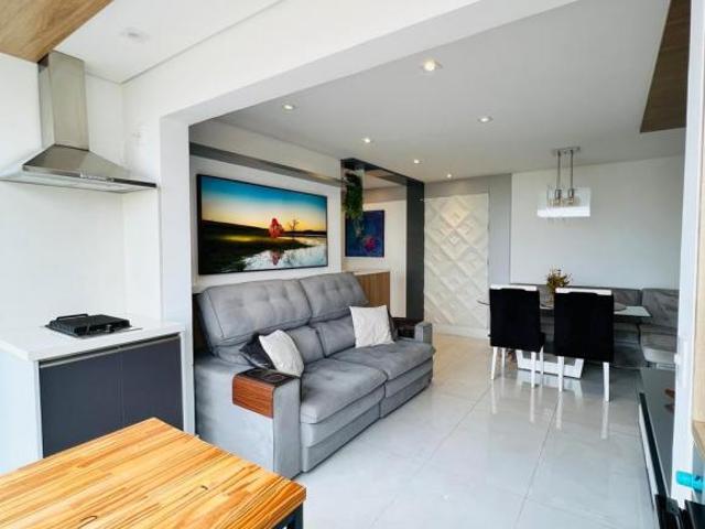 Apartamento com 63 m² 2 quartos, 1 suite, 1 vaga, varanda à venda em Chácara Inglesa
