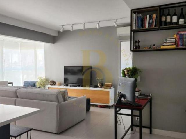 Apartamento com 64 m², 1 suíte com 1 vaga à venda Jardim da Glória
