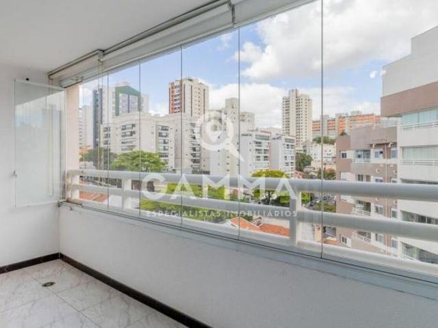 Apartamento com 64m² na Pompéia varanda, 2 dormitórios, 1 suíte, 1 vaga