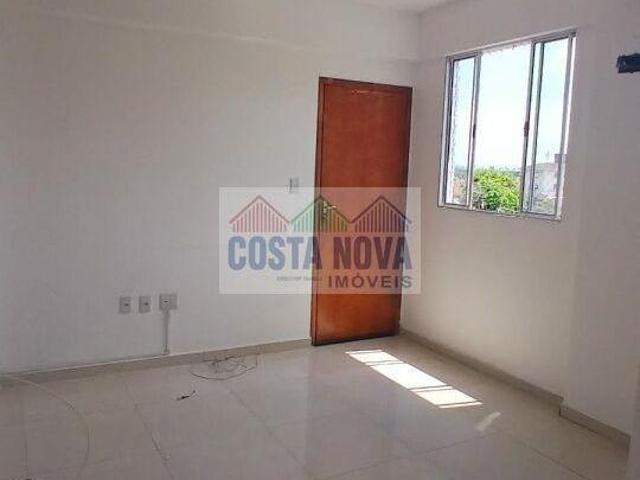 Apartamento com 64m², com 2 quartos próximo a praia