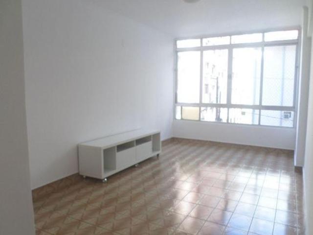 Apartamento com 65 m² e 1 quarto à venda em Aparecida