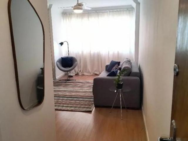 Apartamento com 65 m² e 2 quartos à venda no Centro