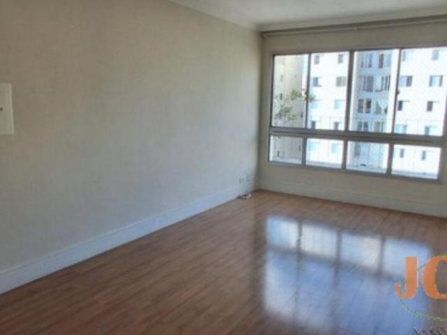 Apartamento com 67m² de área útil, 2 dormitórios, 1 vaga