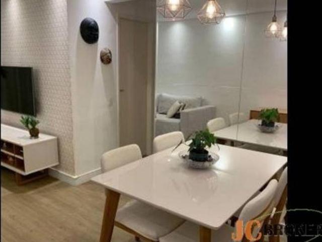 Apartamento com 67m², living, 1 vaga, 2 dormitórios