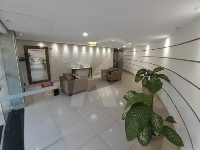 Apartamento com 68 m², 03 dormitórios, 01 suíte, terraço e 01 vaga, Santa Teresinha