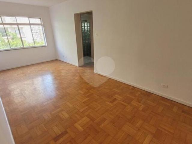 Apartamento com 68 m² e 2 quartos à venda no Paraíso