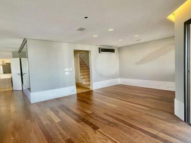Apartamento com 6 quartos à venda em Aclimação SP