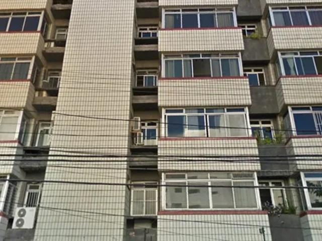 Apartamento com 6 Quartos e 4 banheiros à Venda, 140 m² por R$ 420.000