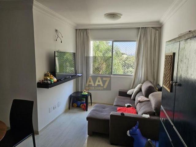 Apartamento com 70 m² e 3 quartos à venda em Jardim Pinheiros