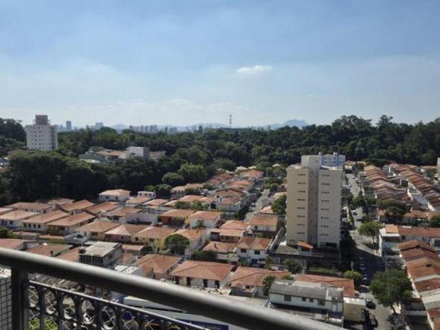 Apartamento com 70 m² e 3 quartos à venda em Vila Gomes