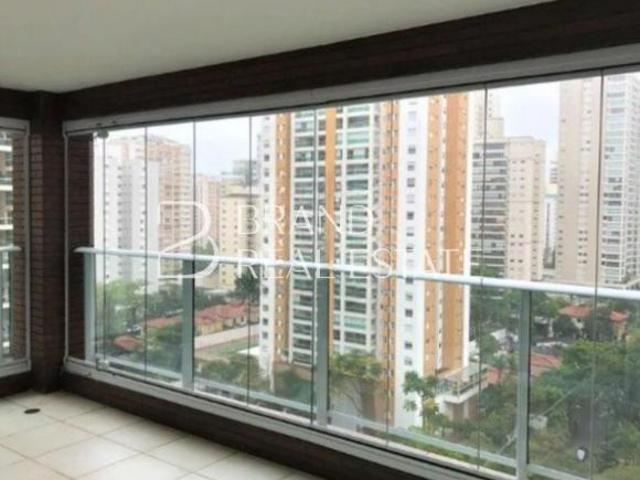 Apartamento com 70 m² para reforma, 2 quartos sendo 1 suíte à venda no bairro Campo Belo