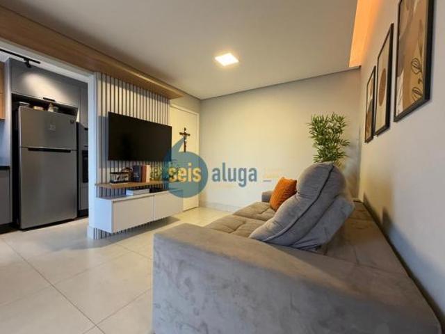 Apartamento com 70 m² sendo 03 dormitórios com suíte