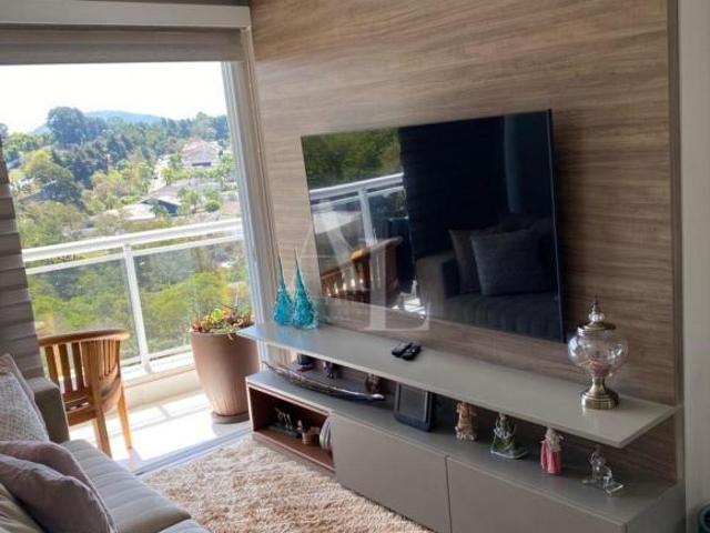 Apartamento com 70m2 com 2 dormitórios e 2 vagas de garagem Wave Alphaville