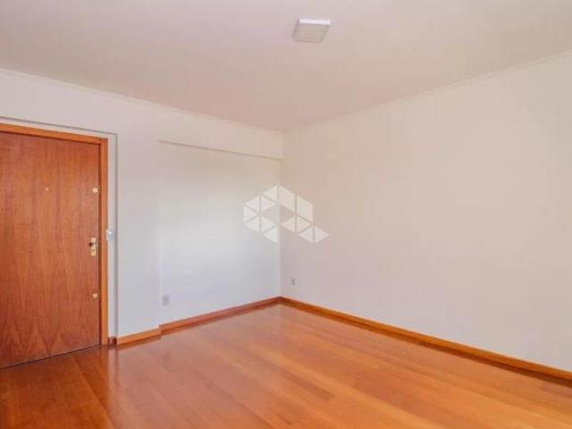 Apartamento com 70m², 2 dormitórios, churrasqueira e vaga de garagem no Cristo Redentor, Porto Alegr