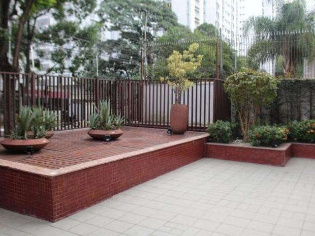 Apartamento com 71 m² e 2 quartos com suíte à venda em Bela Vista