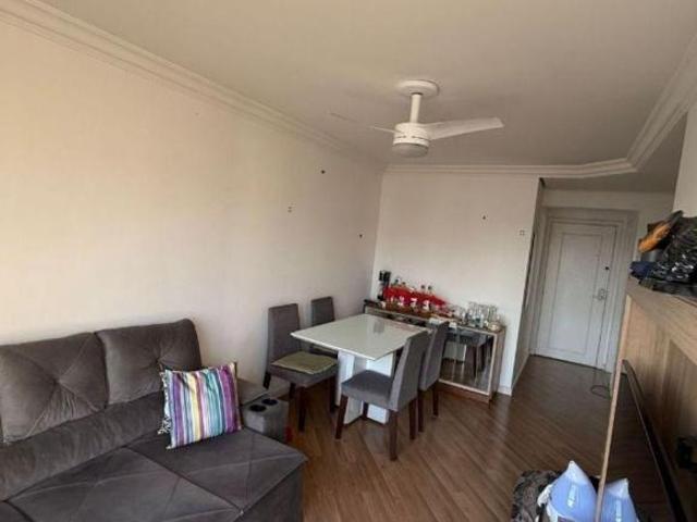 Apartamento com 71 m² e 3 quartos à venda em Jardim Ester