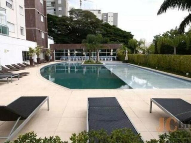 Apartamento com 71m² de área útil, 2 Dormitórios sendo 1 suíte, banheiro social, 2 vagas