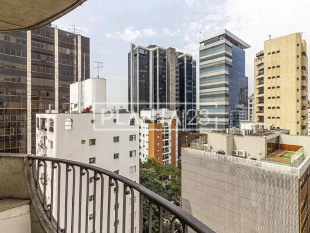 Apartamento com 72 m², 1 quarto sendo 1 suíte à venda no bairro Itaim Bibi