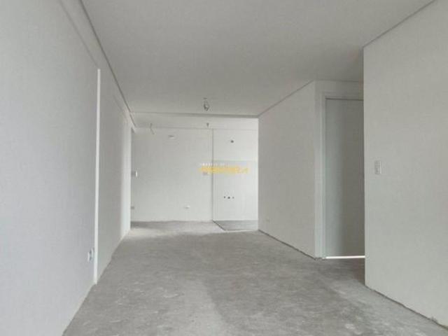 Apartamento com 73 m² privativos, 2 quartos, 1 suíte e 1 vaga de garagem