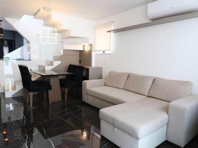 Apartamento com 73m Duplex em Pinheiros, sendo 2 suítes e 2 vagas de garagem determinadas