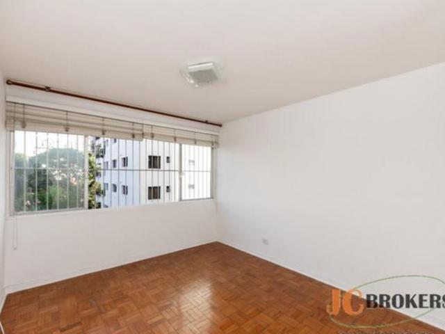 Apartamento com 73m² de área útil, 3 dormitórios, banheiro social, cozinha, 1 vaga
