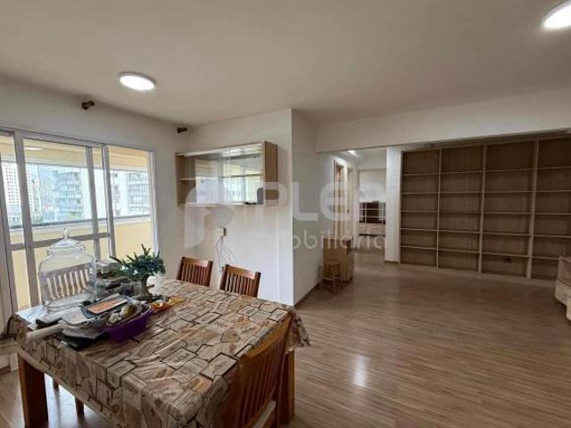 Apartamento com 74 m², 2 quartos e varanda à venda na Barra Funda, São Paulo