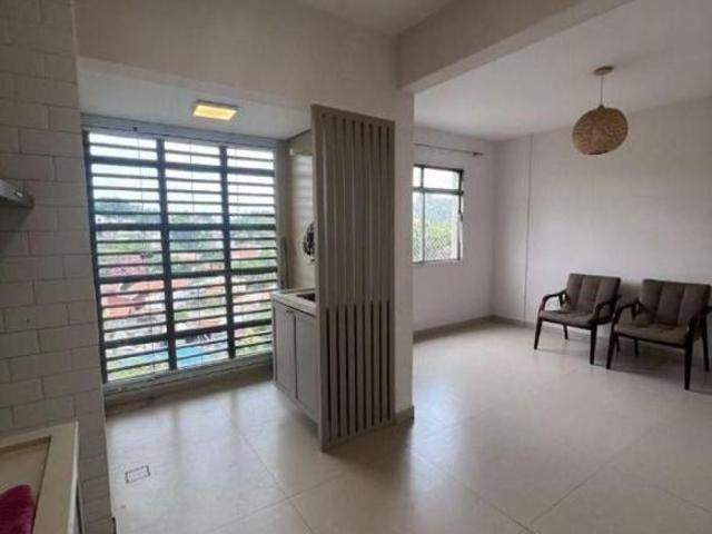 Apartamento com 74 m² e 3 quartos à venda em Vila Pirajussara
