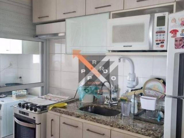 Apartamento com 74m², 3 dormitórios, 1 suíte, sala, cozinha, área de serviço, 2 banheiros, varanda