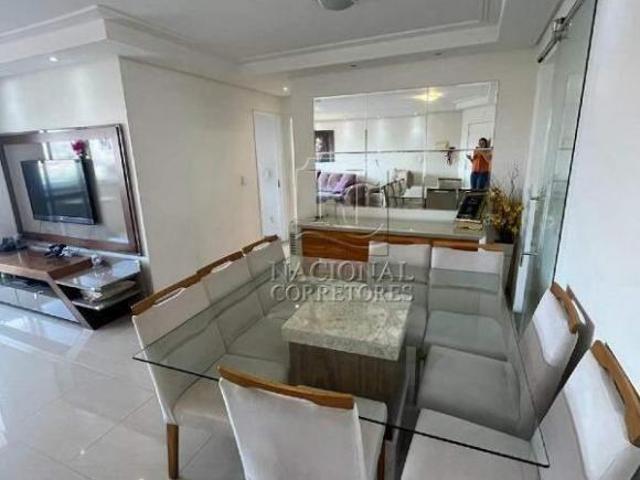 Apartamento com 75 m2, 2 dormitórios, 1 suíte, 2 vagas de garagem