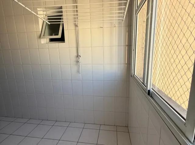 Apartamento com 75m² para alugar na Chácara Inglesa