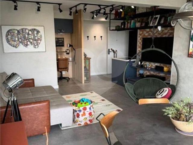 Apartamento com 76 m² e 2 quartos à venda em Butantã