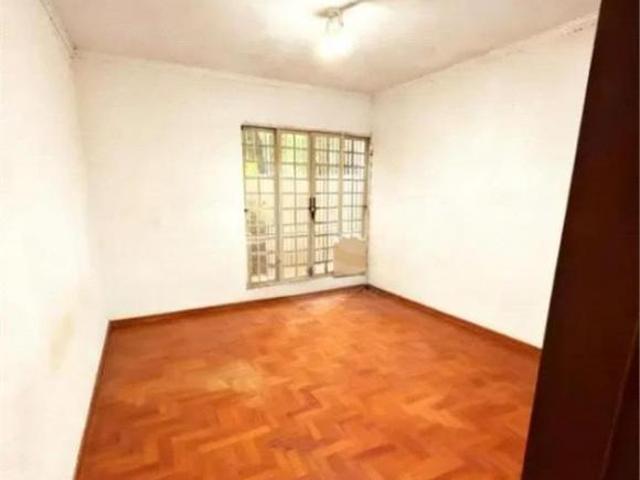 Apartamento com 76m² de área útil, localizado no tradicional Conjunto dos Bancários