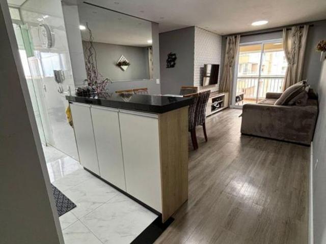 Apartamento com 77m², 3 dormitórios, 2 vagas e varanda gourmet Campestre