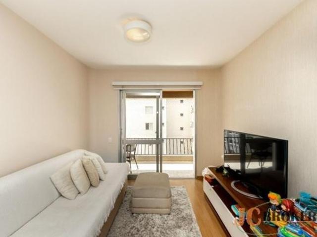 Apartamento com 78m² de área útil, 2 dormitórios, 1 vaga