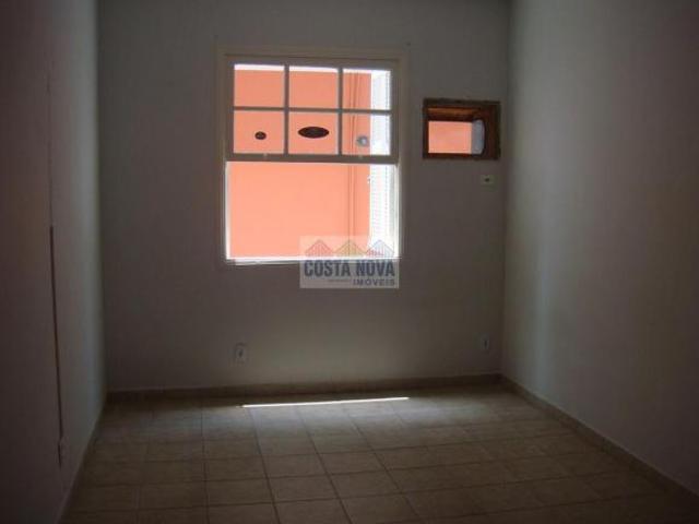 Apartamento com 79,35m² com dois quartos, sala com varanda, cozinha e banheiros.Todo armarios