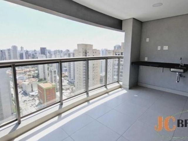 Apartamento com 82m² de área útil,3 dormitórios sendo 1 suíte, 2 vagas