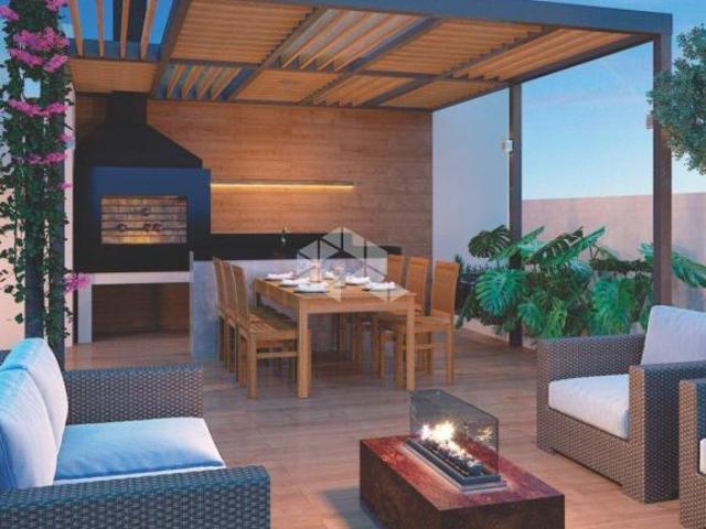 Apartamento com 83m² de área privativa, e 3 dormitorios com suite e vaga no bairro Passo da Areia