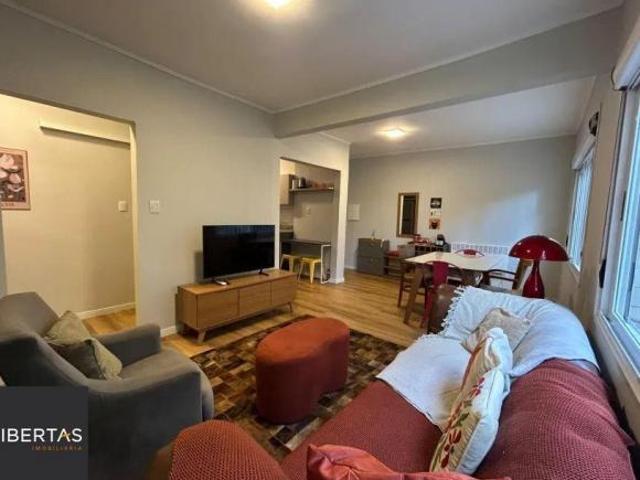 Apartamento com 83m², localizado no bairro Rio Branco em Porto ALegre/RS