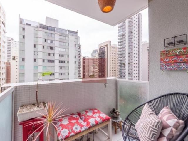 Apartamento com 83m², 3 dormitórios, 1 vaga