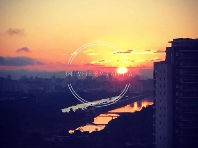Apartamento com 84 m², 1 suíte e living ampliado à venda no bairro Pinheiros