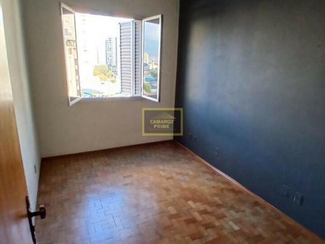 Apartamento com 85 metros de área útil, para venda, na Lapa
