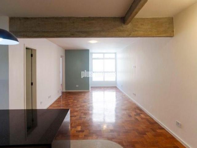Apartamento com 85m² completamente reformado e semi mobiliado ao lado da Paulista